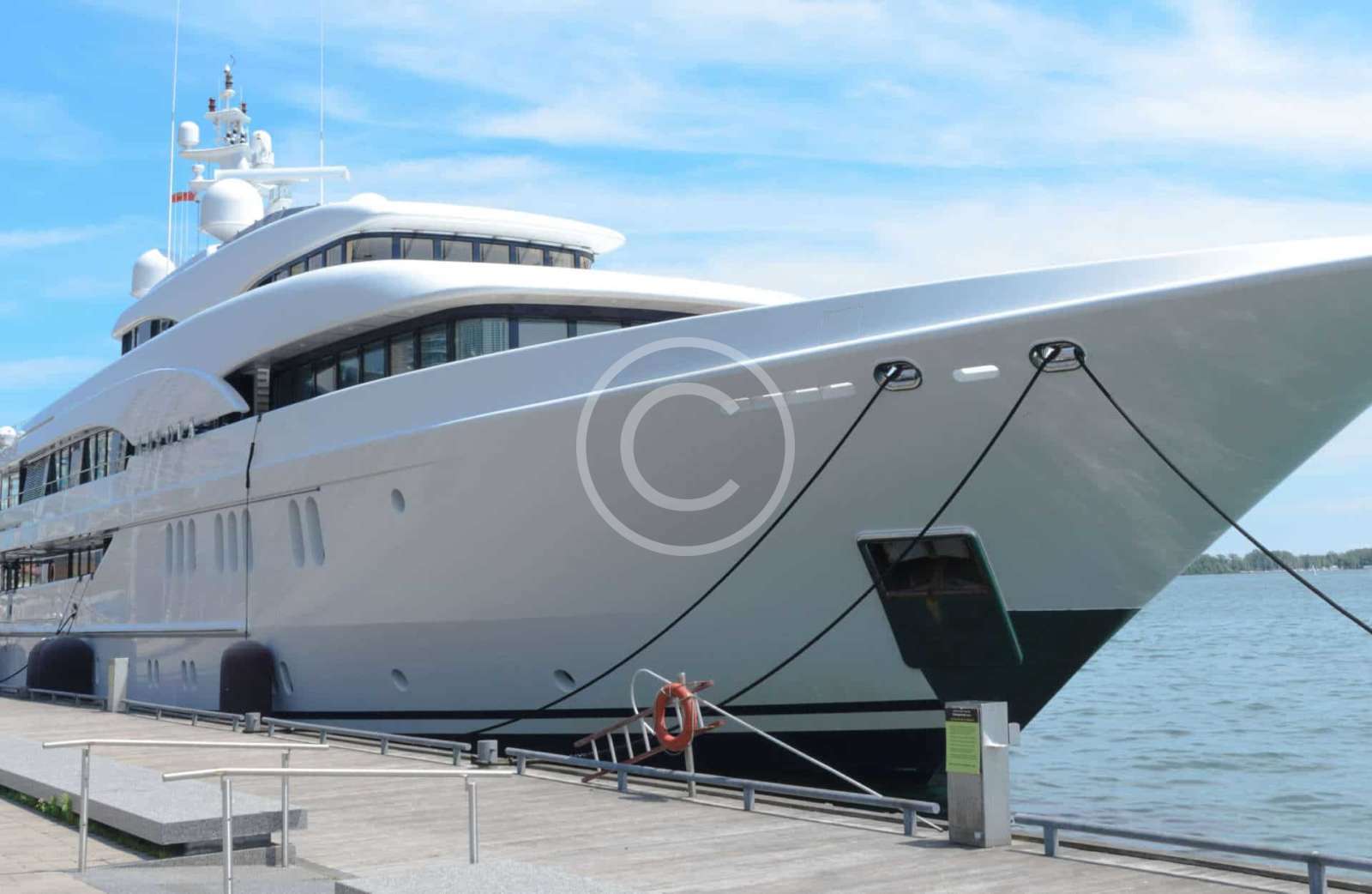 Home 1 - Crocodile Containers